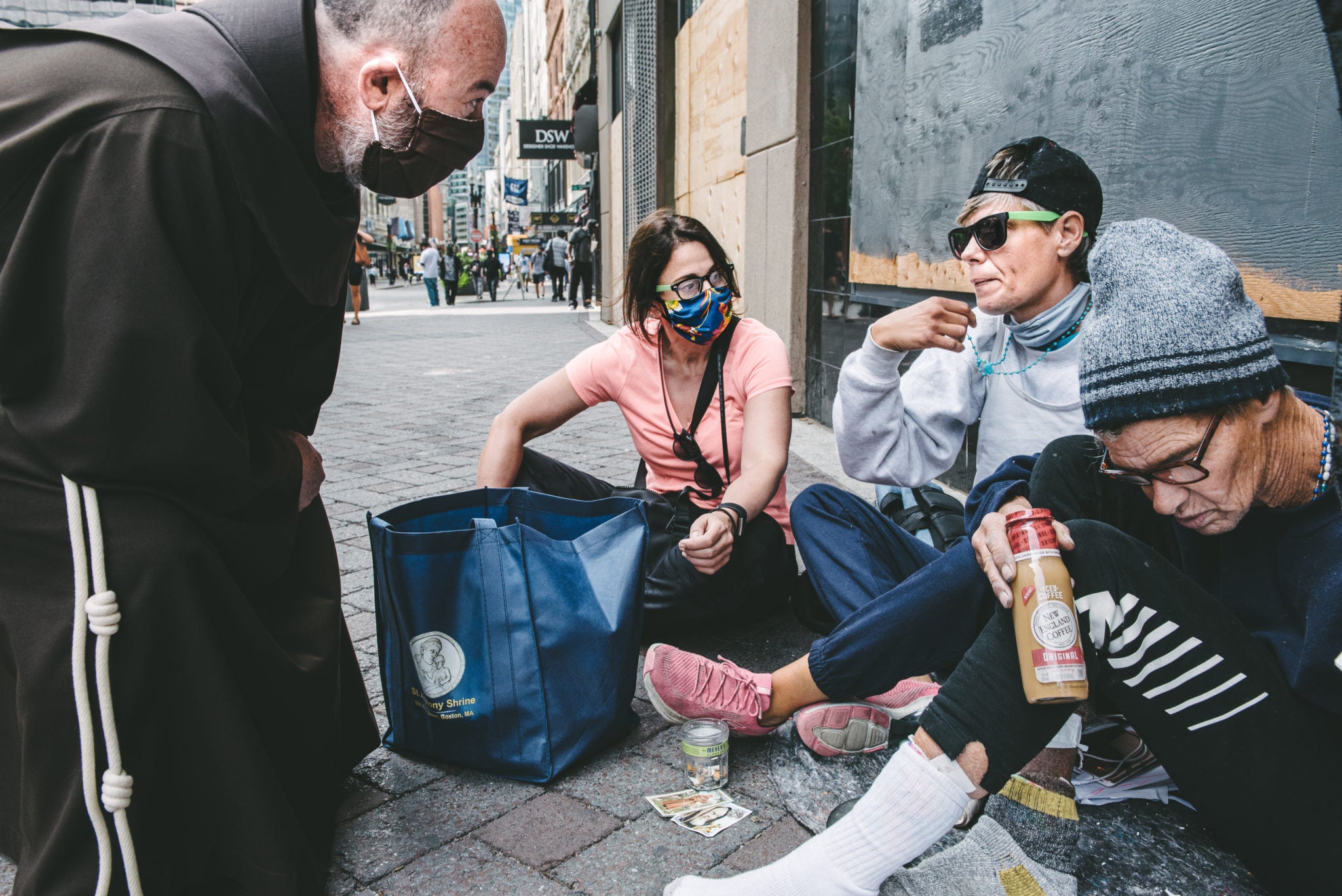 Meet a woman who spent every day of the pandemic helping the homeless ...